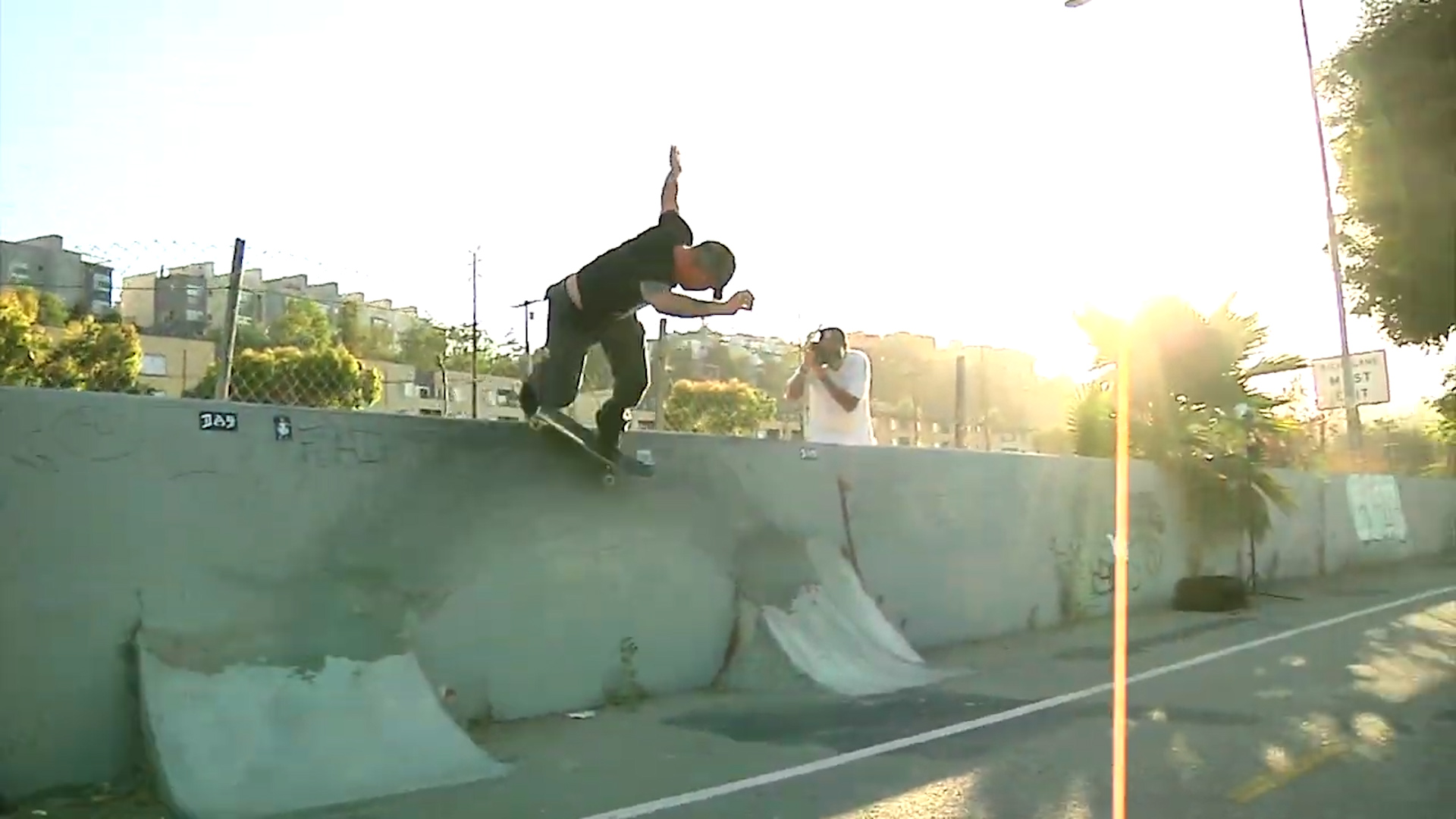 BOTTOM FEEDER – LIVE LAUGH LOVE - Irregular Skateboard Magazin